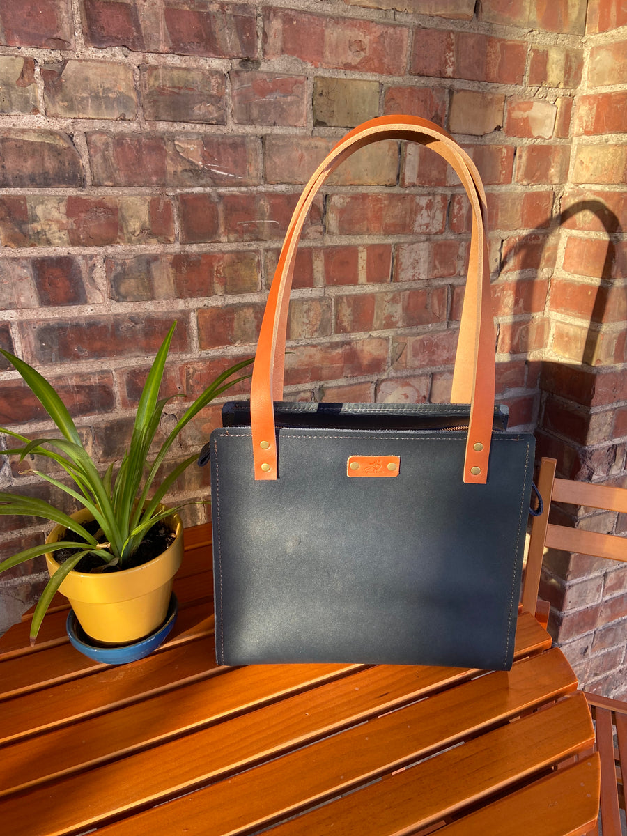 Metro Bag - Small – Lyman & Brown Leather Goods